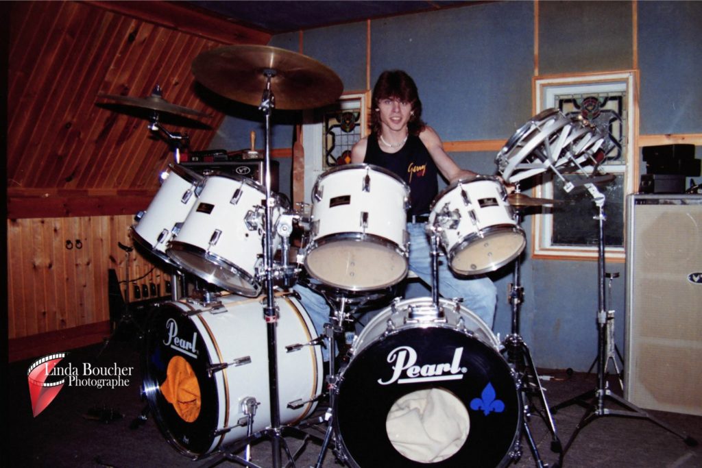 Justin Boulet batteur à 5 ans - FamilleRock.Com